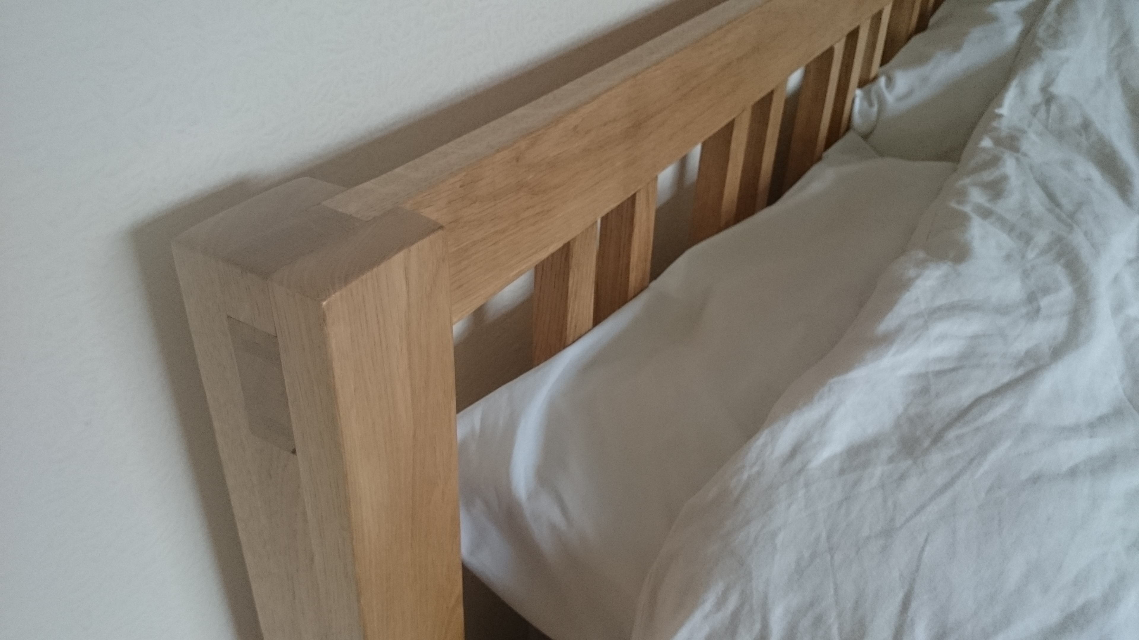 Solid Oak Bed & Walnut Inlay – Seaholme Kobudo